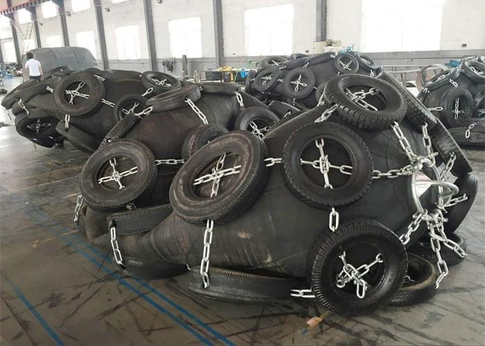 Diámetro los 2.0m de las defensas de goma flotantes de Yokohama/de la ...